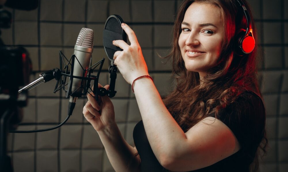 Specifics of Spanish Dubbing - Vdio Magazine 2024