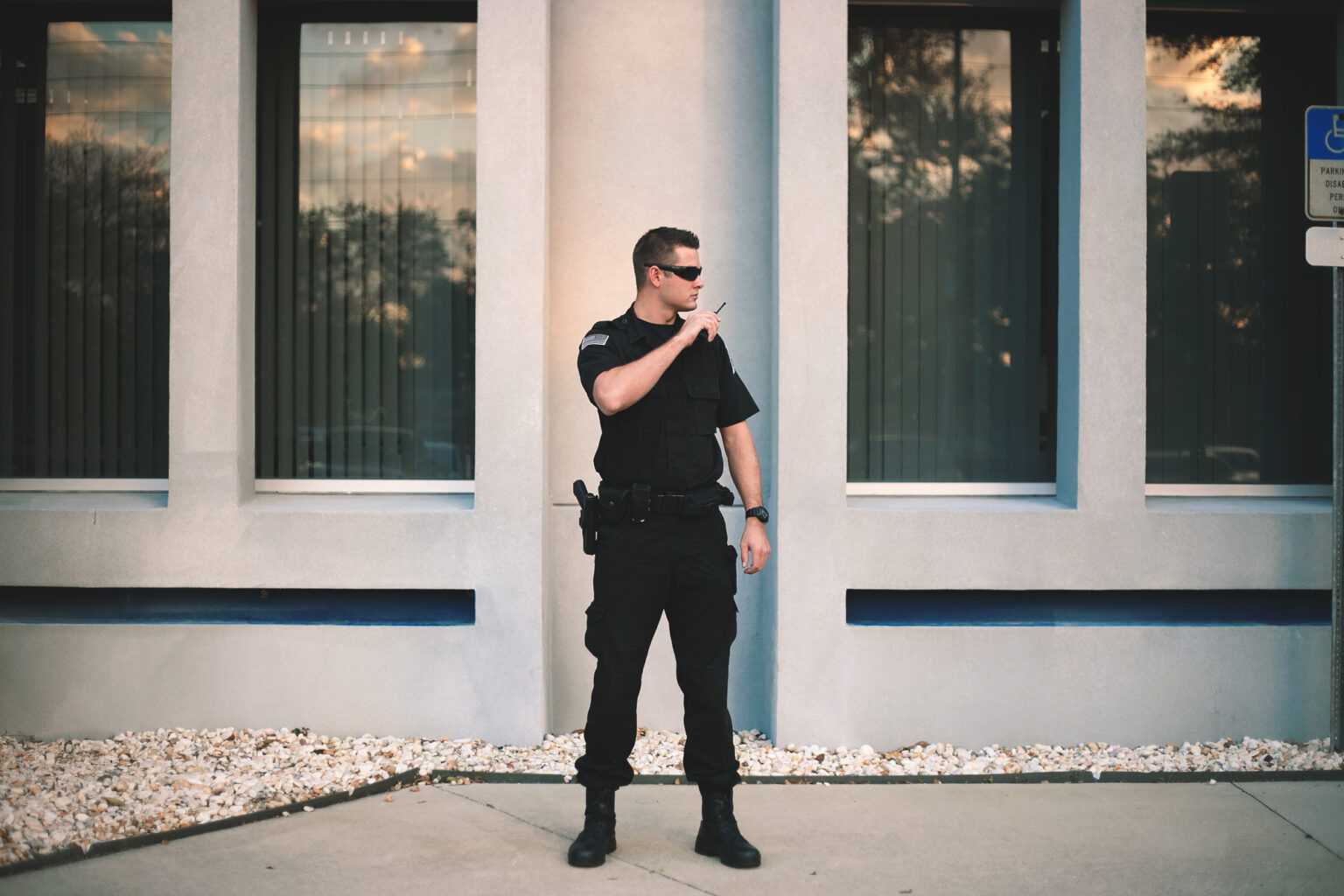 When To Hire Uniformed Guards vs Undercover Security? Important Things ...