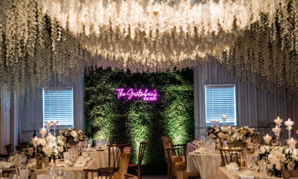Stunning Neon Sign Backdrop for Your Wedding - Vdio Magazine 2024